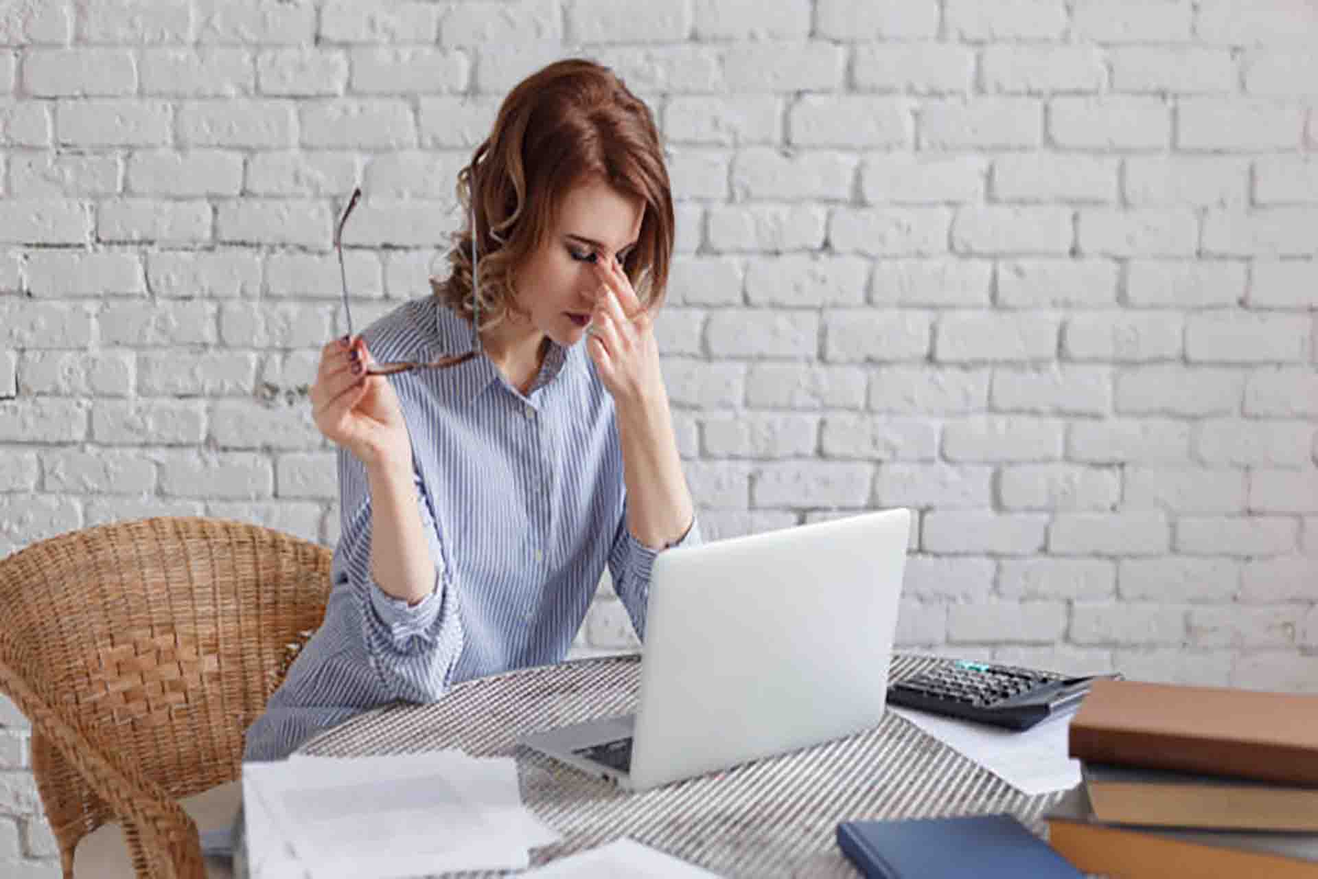 Symptoms & Causes of Eye Strain - New Optical Palace